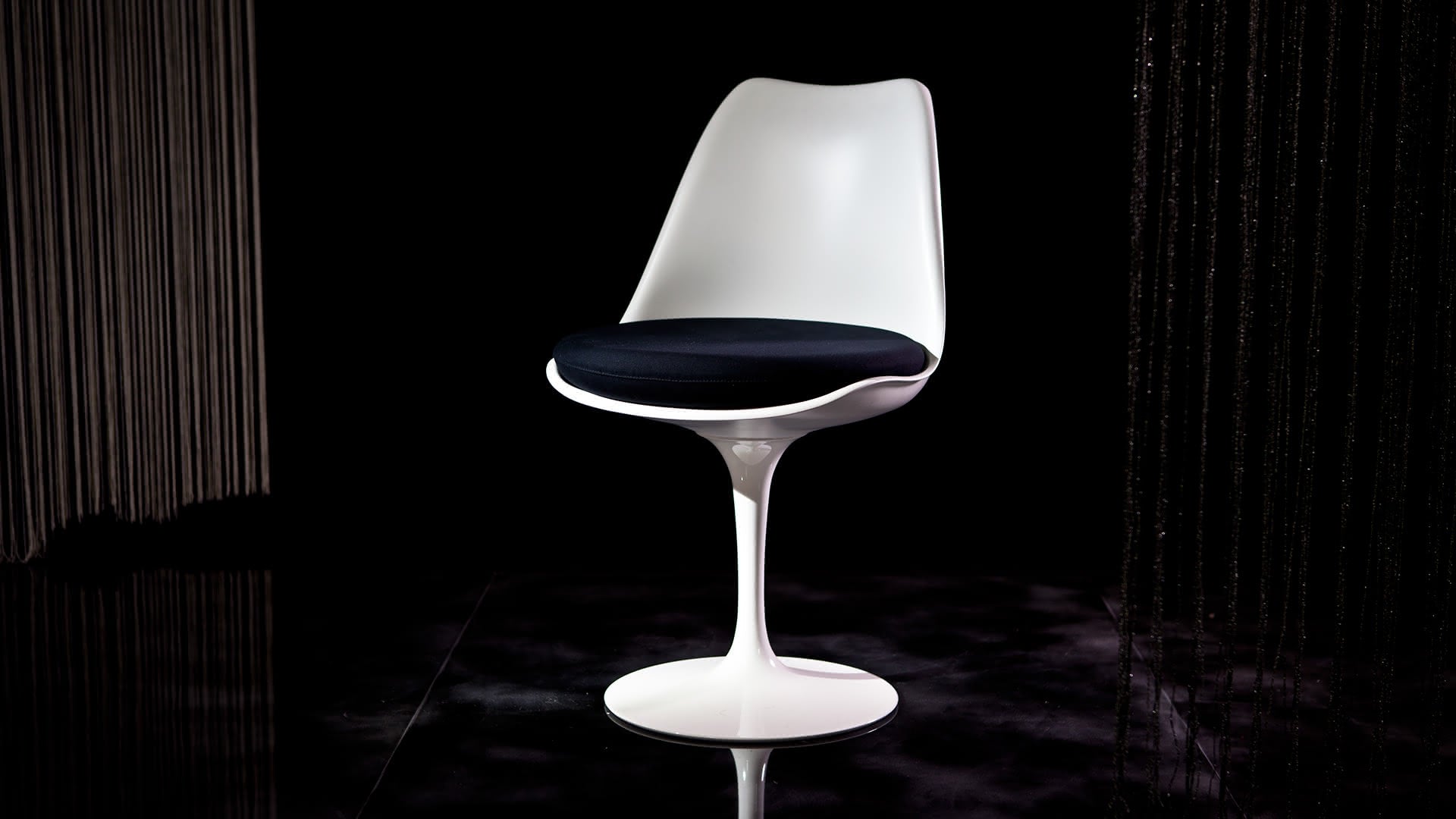 Tulip Chair & Classic Design Italia