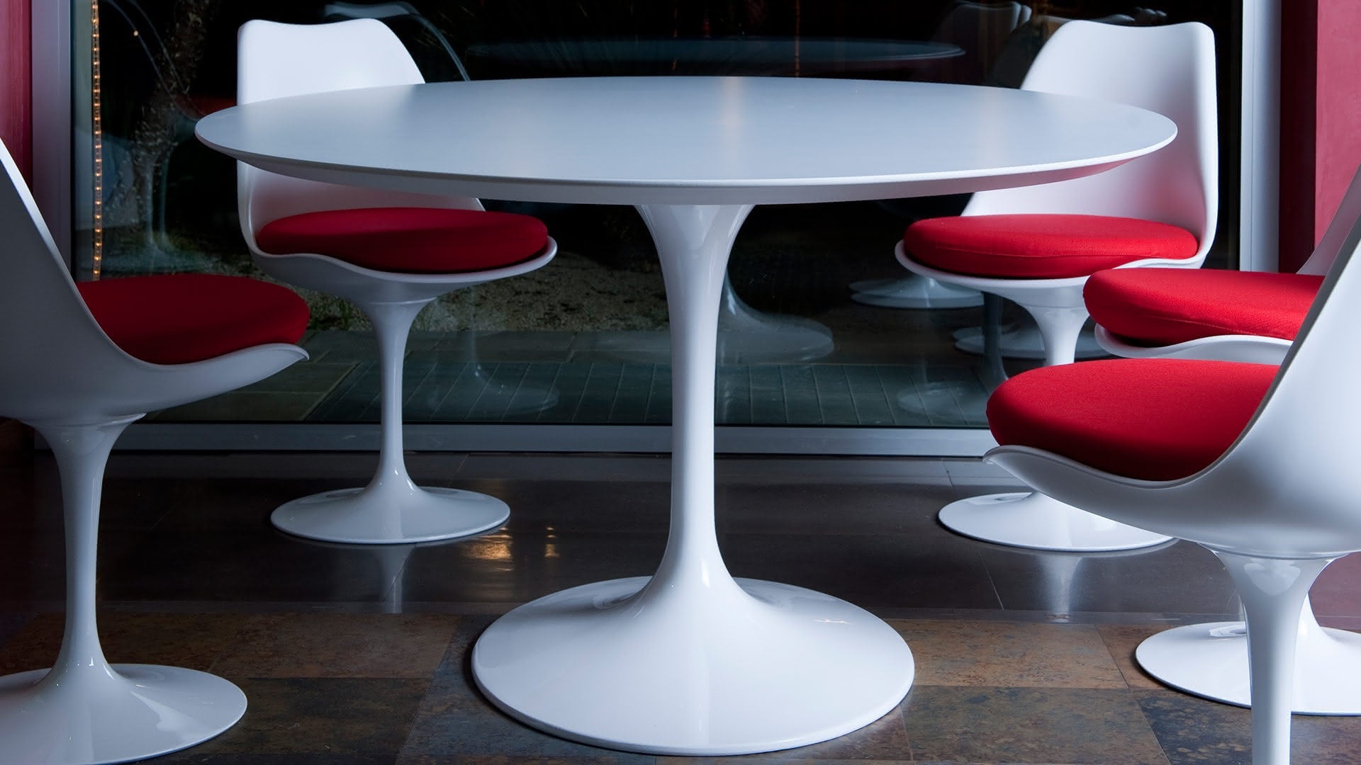 Table Tulip & Classic Design Italia